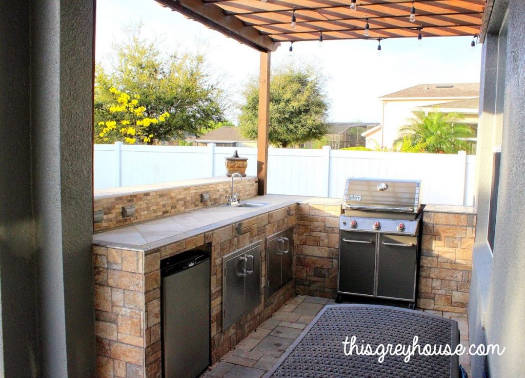 15 Outdoor Kitchens to Build Yourself