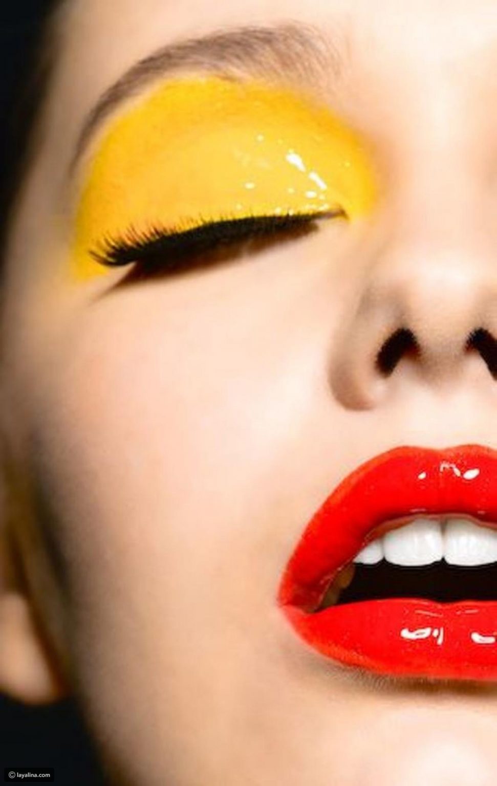 18 Glossy Makeup Ideas For The Glow Addicts