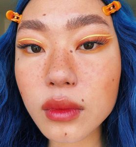 15 Ideas Of The Latest "Floating" Eyeliner Trend