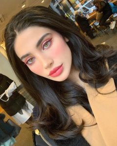 15 Ideas For Mastering The "No Makeup" Makeup Look