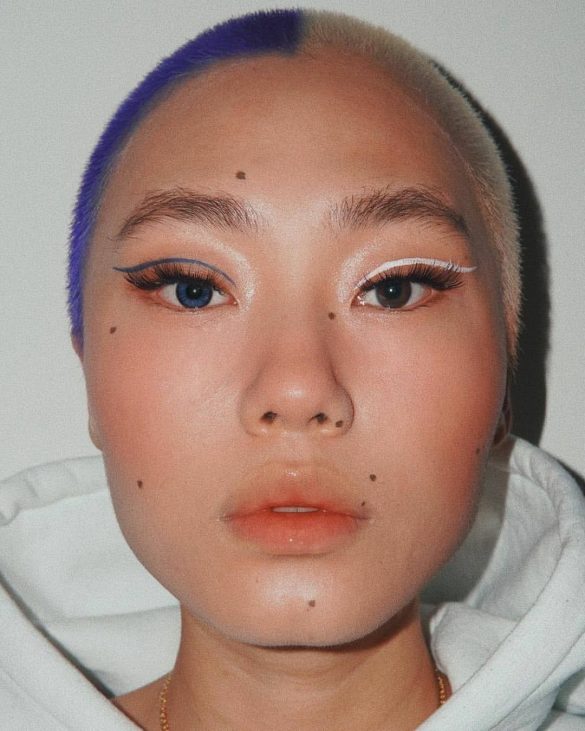 15 Ideas Of The Latest "Floating" Eyeliner Trend