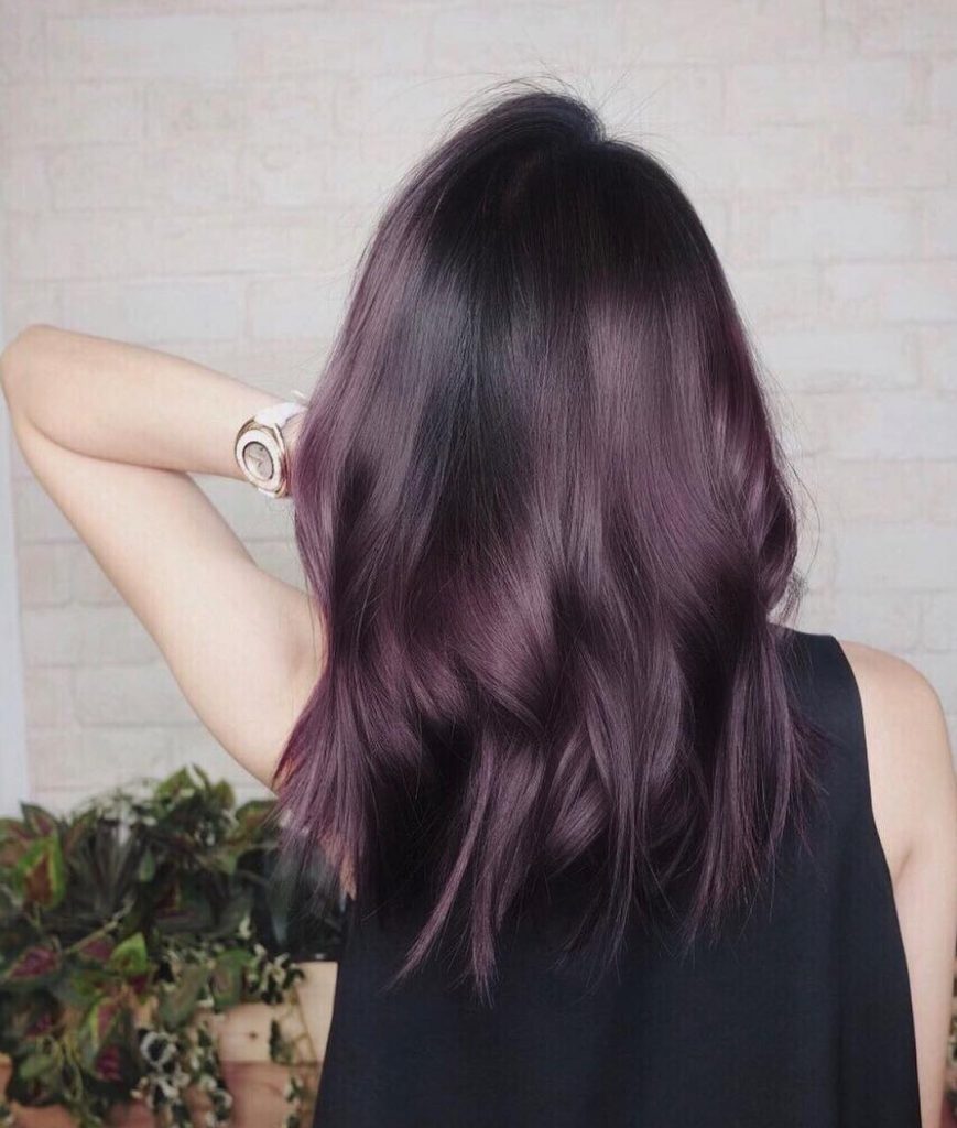 15 Gorgeous Aubergine Hair Styles Just For You