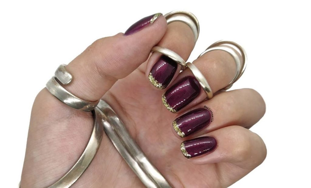 20 Chic Short Nail Designs To Try This Year