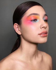 Mini Masterpieces On Your Eyes - 18 Watercolor Makeup Ideas
