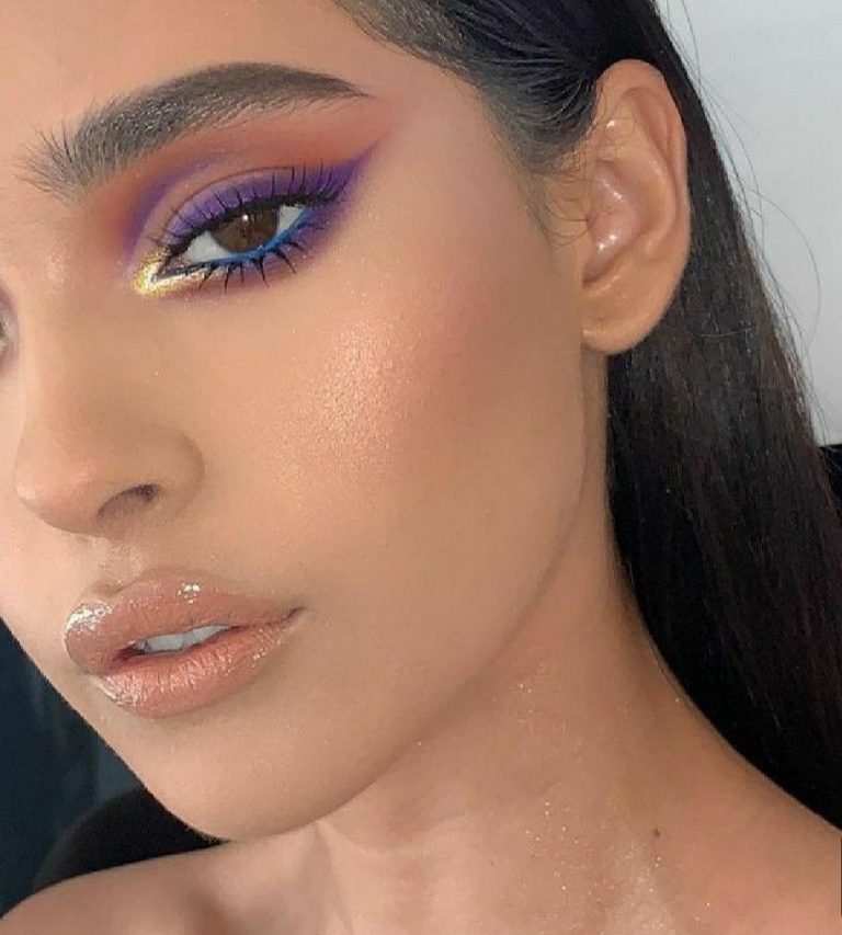 These 18 Cat-Eye Looks Are The Mood Of 2020