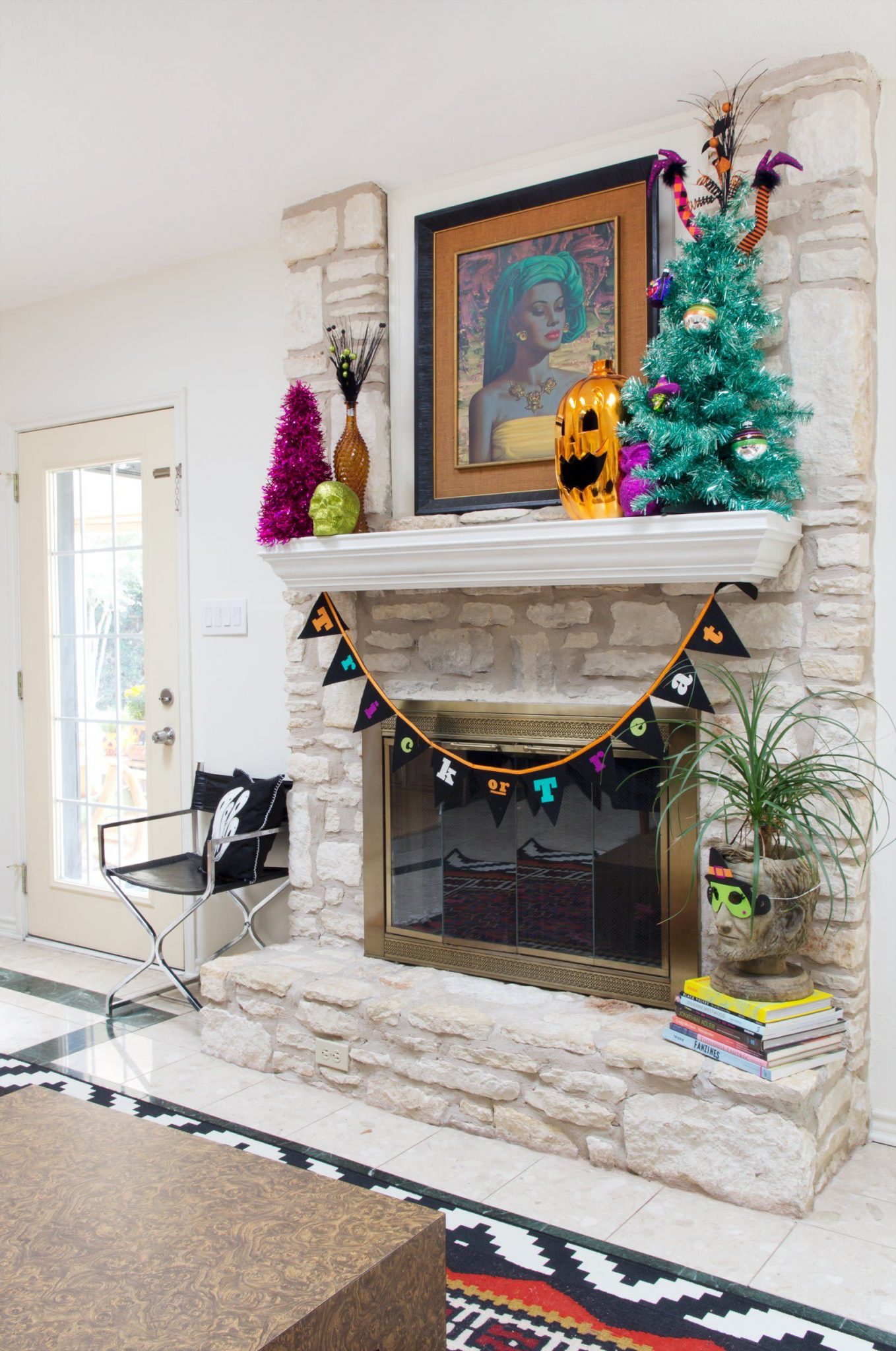 28 Oh-So-Spooky Halloween Home Decorations