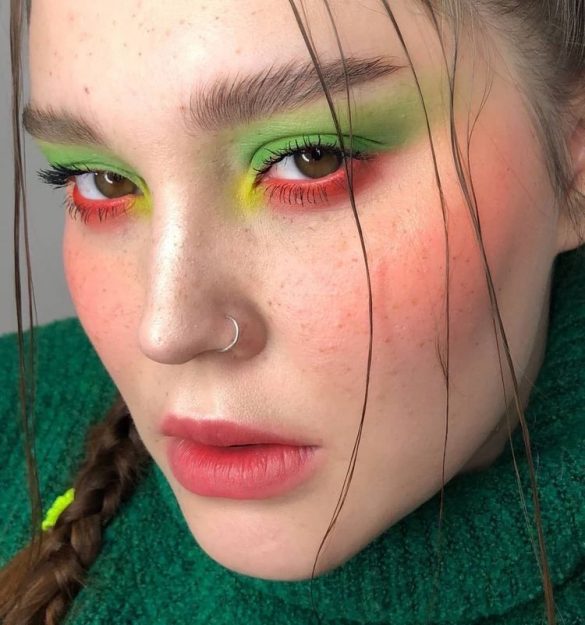 Mini Masterpieces On Your Eyes - 18 Watercolor Makeup Ideas