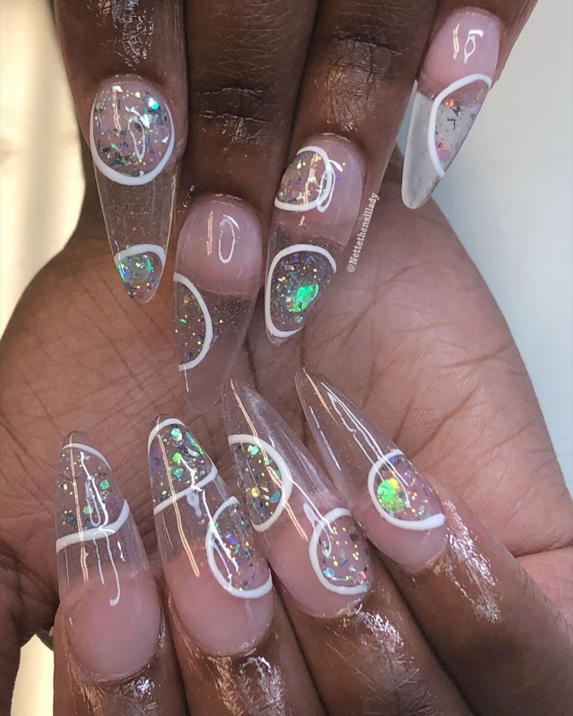 18 Vibrant Designs On Purely Crystal Clear Nails