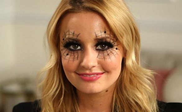 15 Spooky Makeup Tutorials To Try This Halloween