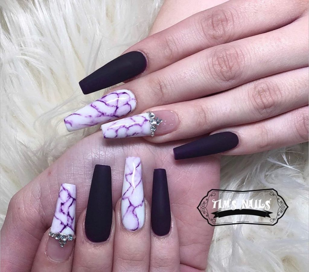 21 Mesmerizing Marble Nail Design For All Nail Shapes