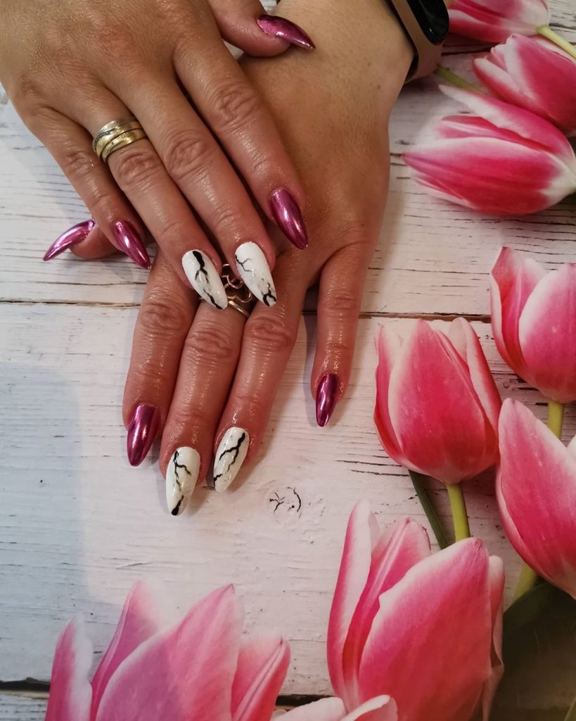 21 Mesmerizing Marble Nail Design For All Nail Shapes