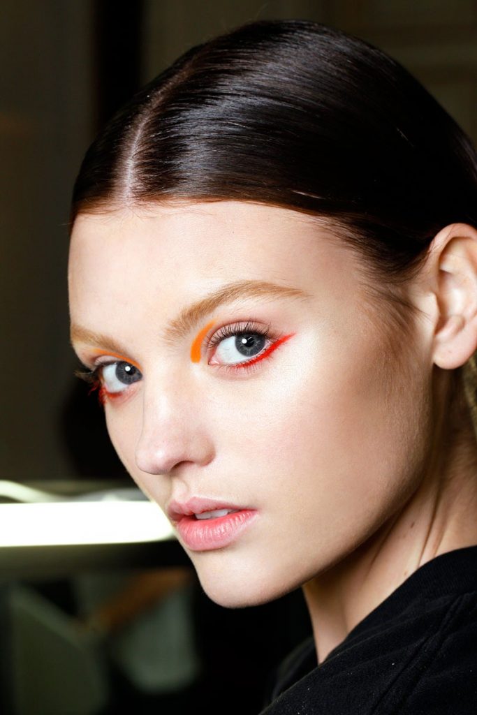 Edgy Minimalism - 15 Under-Eye Makeup Ideas