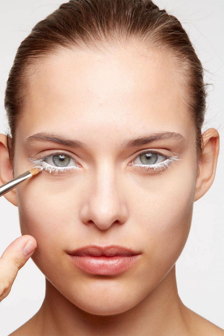 Edgy Minimalism - 15 Under-Eye Makeup Ideas