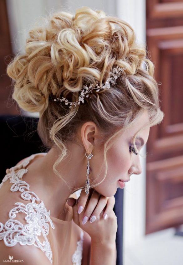 17 Most Gorgeous Updos For A Perfect Bride
