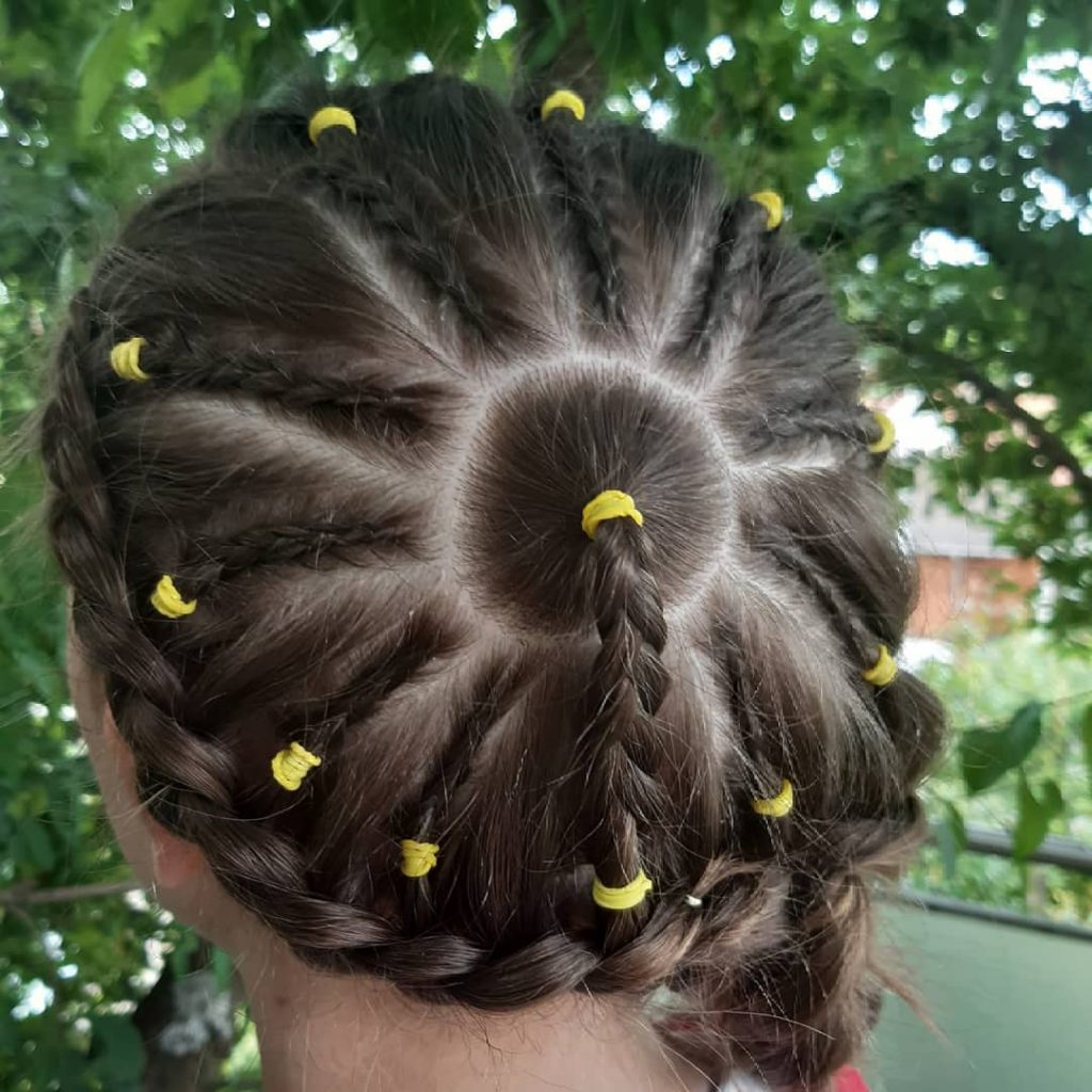 16 Rubber Band Hairstyles To Get Your Fun Side Out
