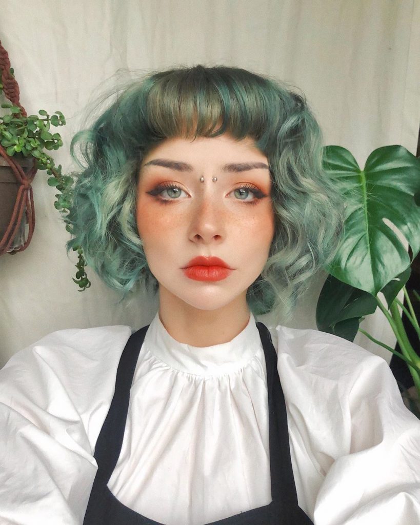 15 Totally Outlandish, High-Fashion Green Hair Looks