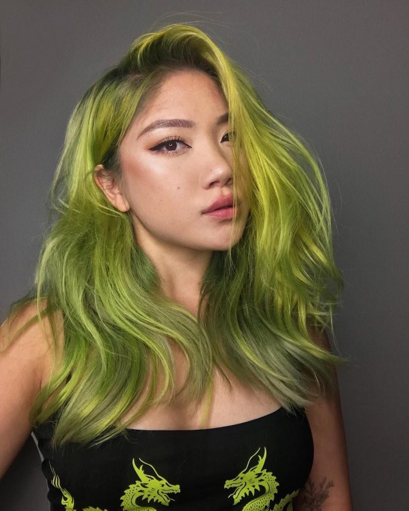 15 Totally Outlandish, High-Fashion Green Hair Looks