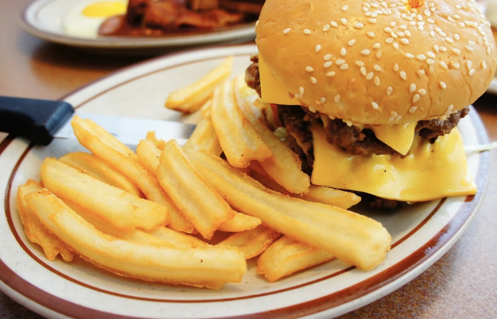 How Can You Find Deals of Your Favorite Food?