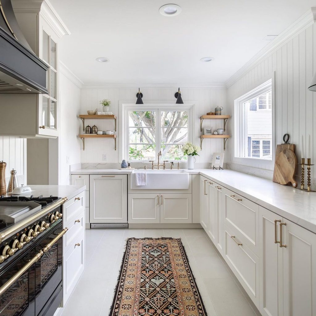 French Style Kitchen Essentials: Create Your Cozy Culinary Nook