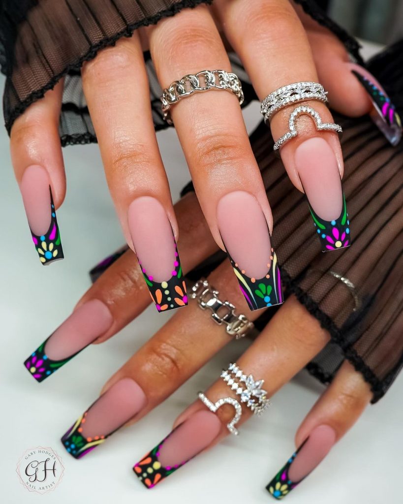 Mexican Style Nails: Vibrant Designs to Spice Up Your Look