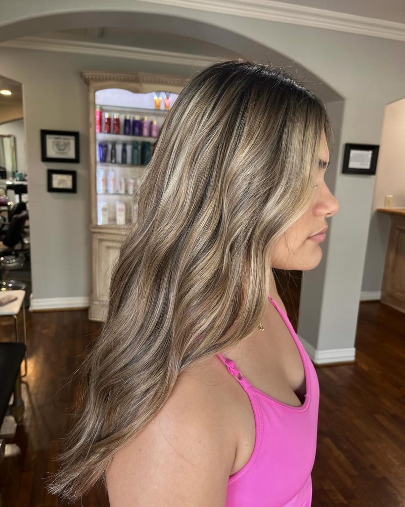 Heavy Highlights on Dark Hair: Tips for a Stunning Contrast