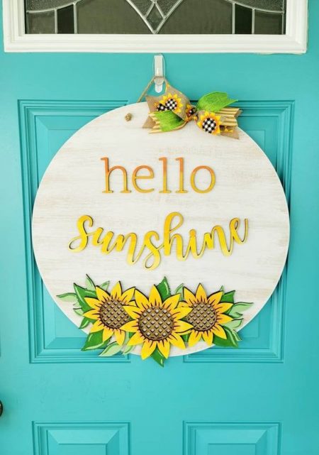 Summer Door Hangers: Perfect Picks to Welcome the Sunny Season!