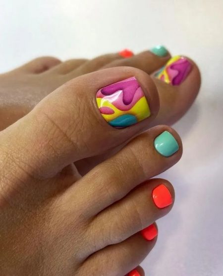 Summer Beach Toenails: Tips for the Perfect Sandy Toes Look