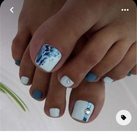 Summer Beach Toenails: Tips for the Perfect Sandy Toes Look