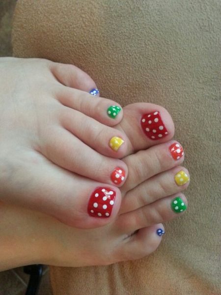 Summer Beach Toenails: Tips for the Perfect Sandy Toes Look